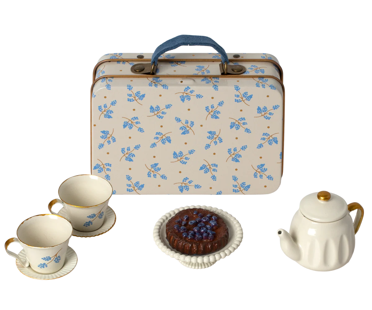 Afternoon tea set - blue Madelaine – Tickles and co
